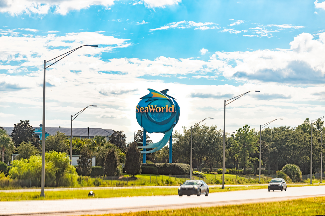SeaWorld Orlando Limo - Orlando Limo Service